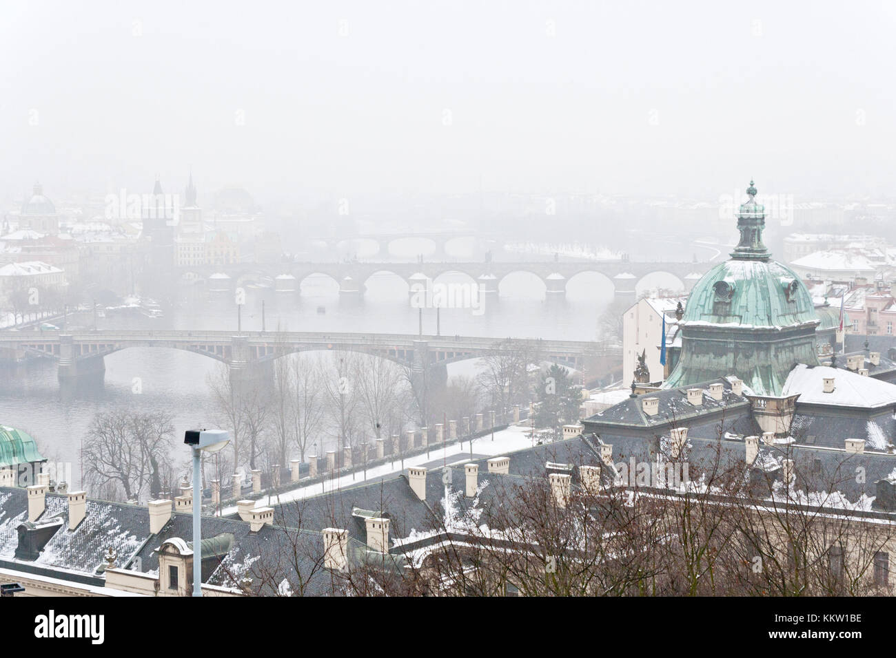 Prague fog hi-res stock photography and images - Alamy