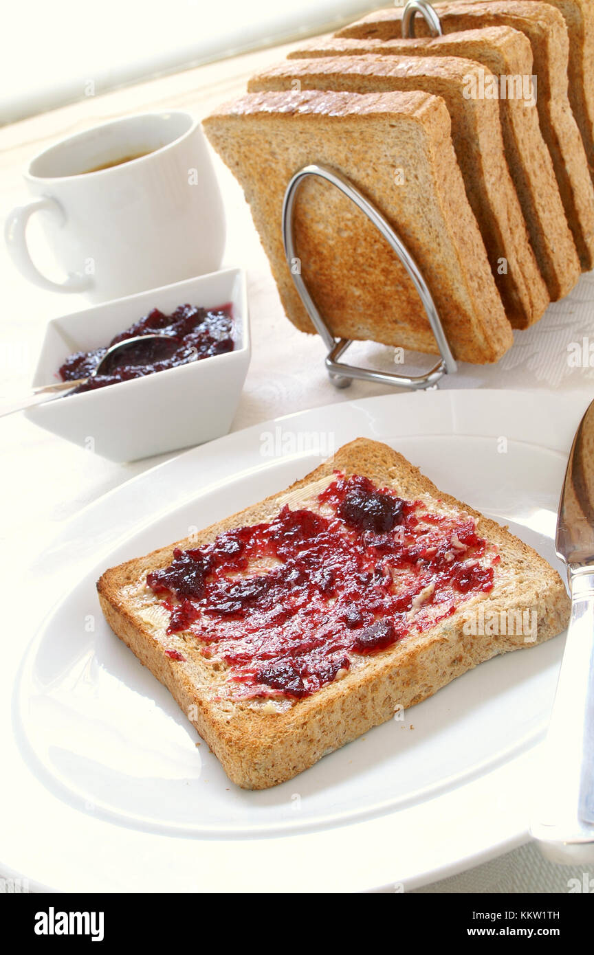 Sliced cread hi-res stock photography and images - Alamy