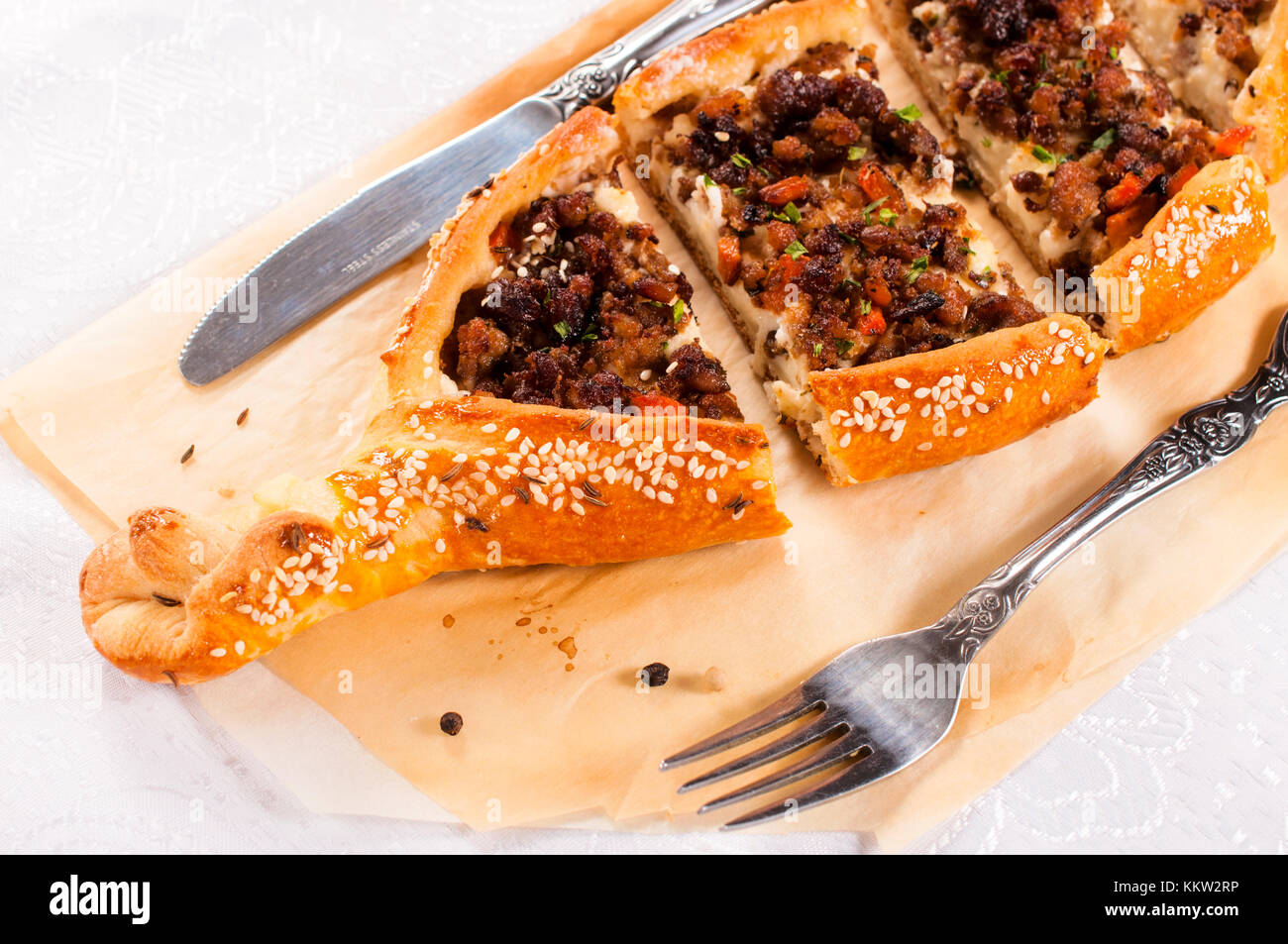 Sliced Turkish pide stuffed with beef meat and bechamel sauce Stock ...