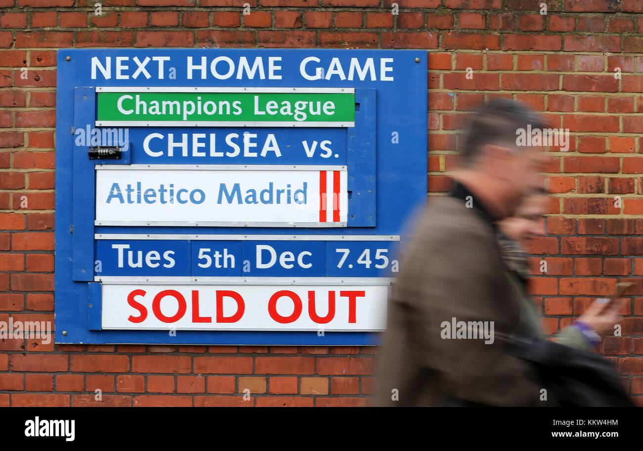 Sign logos hi-res stock photography and images - Alamy