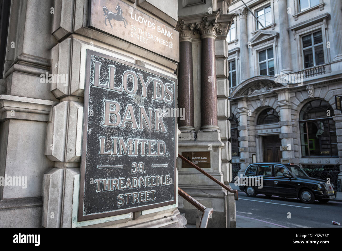 Lloyds bank limited entrance hi-res stock photography and images - Alamy