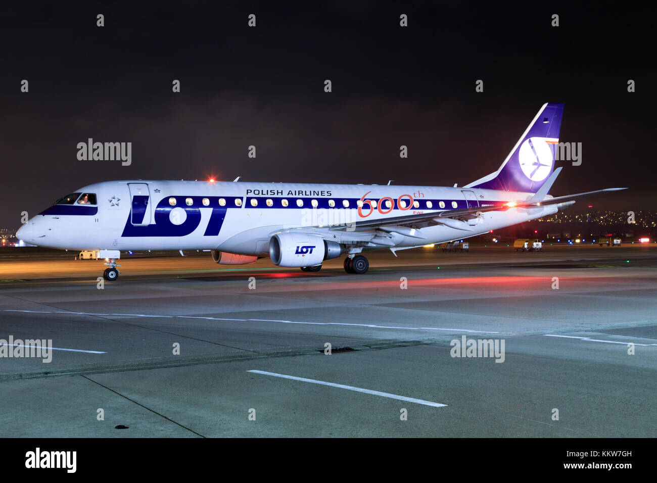 Stuttgart/Germany Oktober 27, 2017: EMbraer from Lot at Stuttgart ...