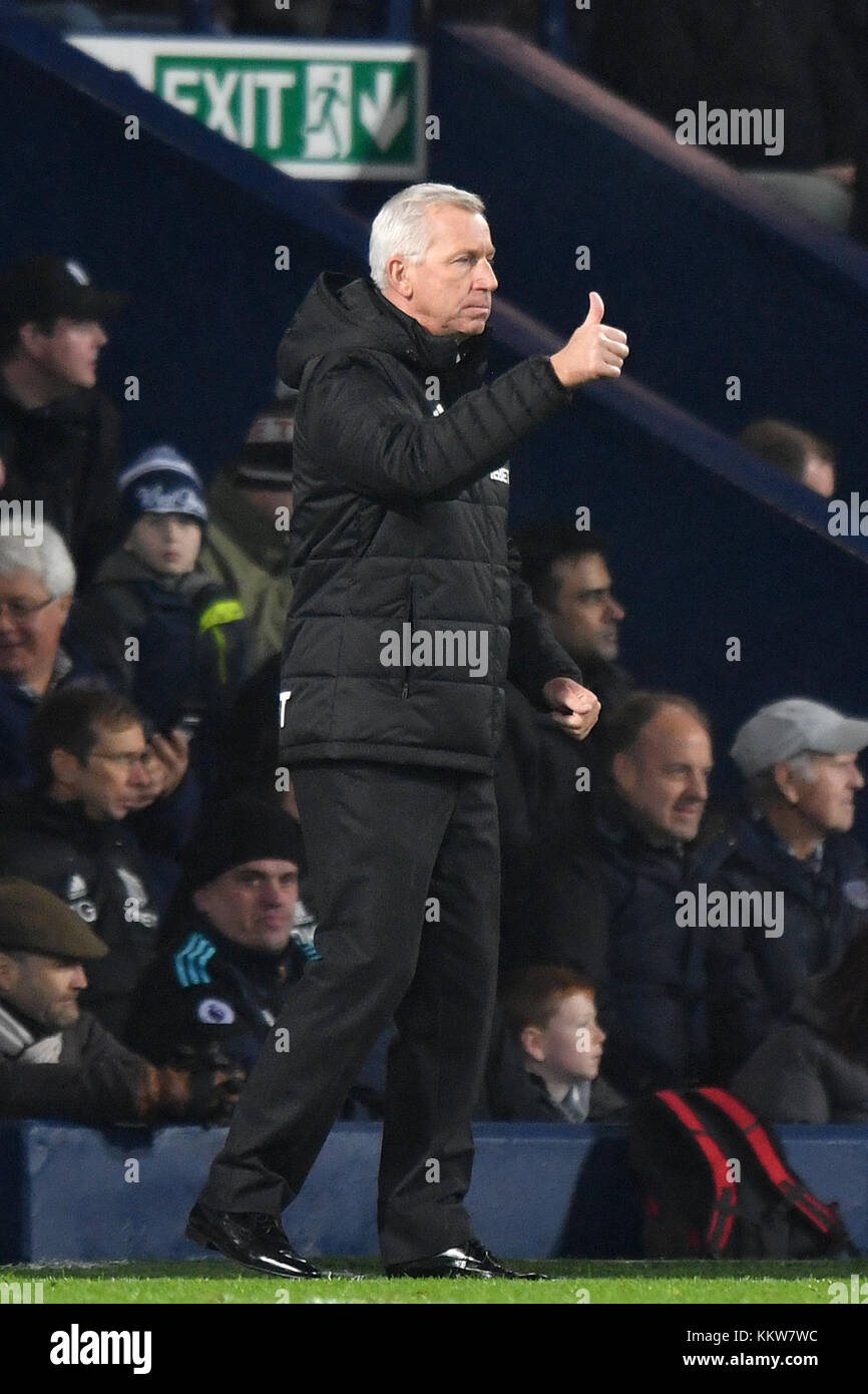 West Bromwich Albion manager Alan Pardew during the Premier League ...