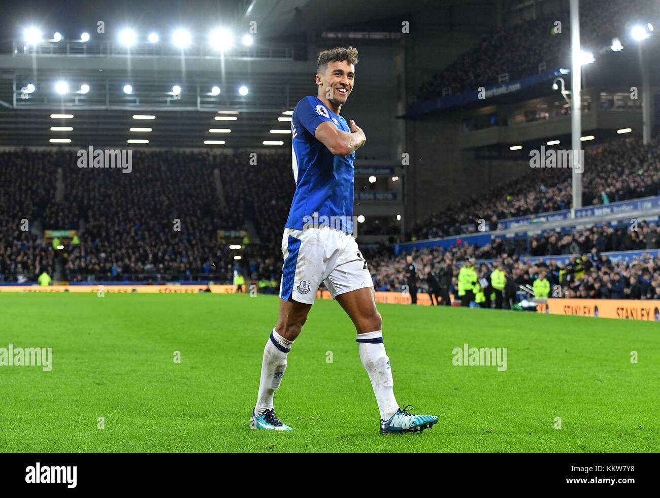 Everton's Dominic Calvert-Lewin celebrates scoring his side's second ...