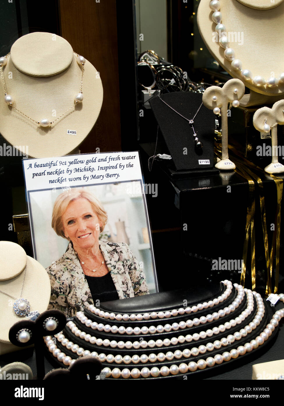 Fresh water Pearl jewellery display in jewellers shop window Stock ...