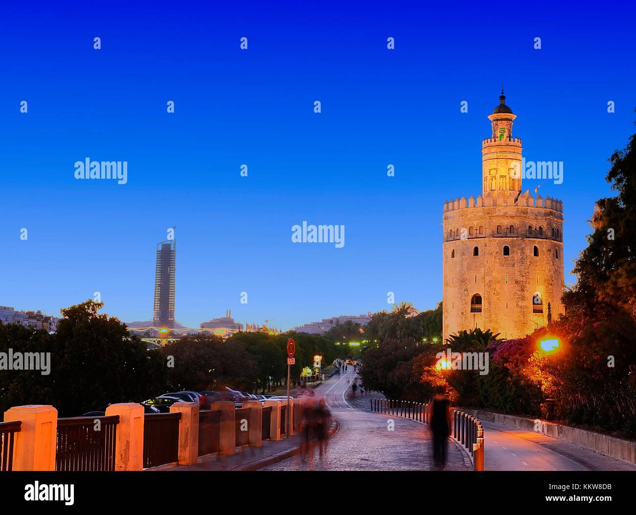 Sevilla andalusia seville golden tower hi-res stock photography and ...