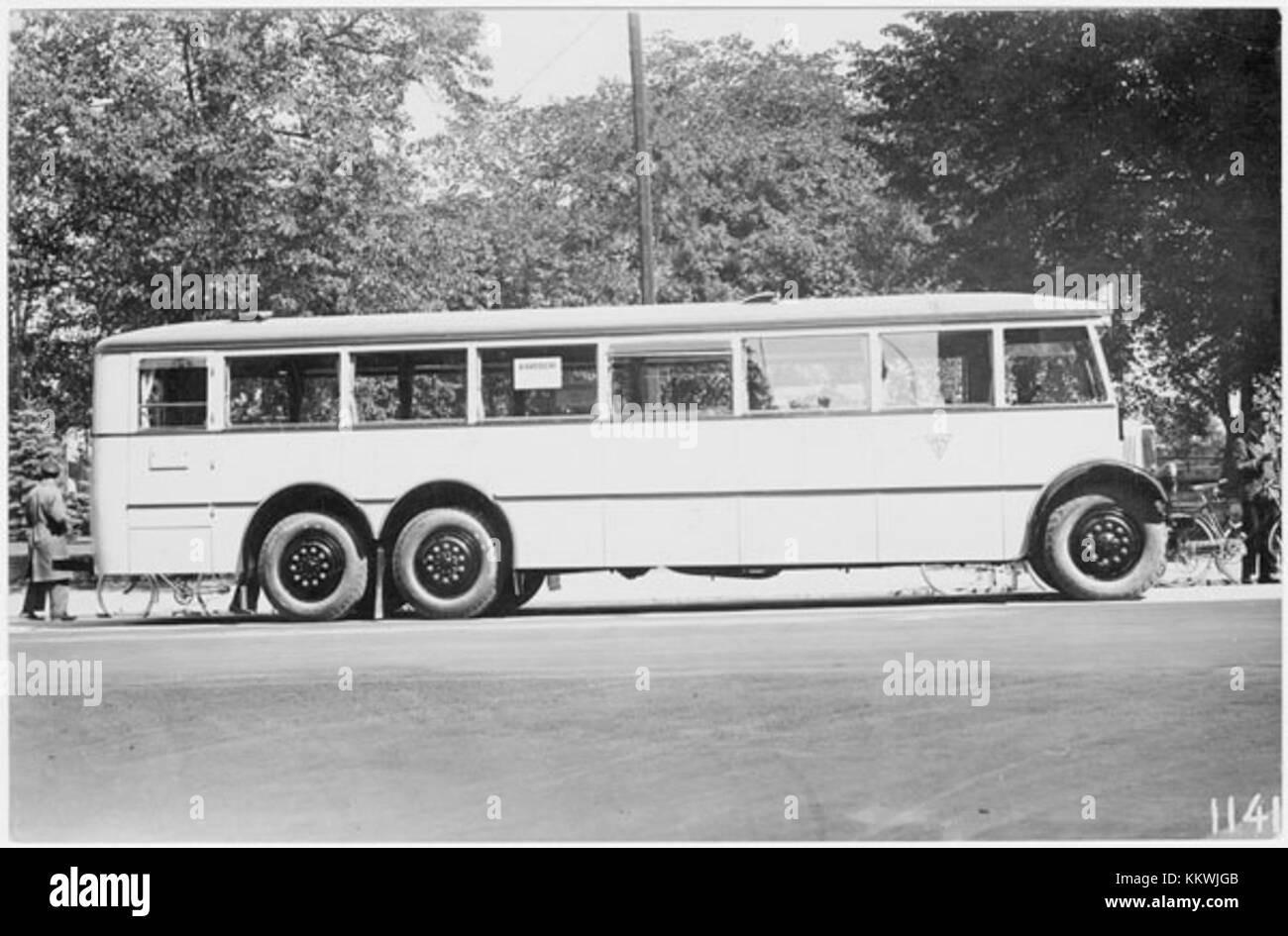 Transport in urban areas Black and White Stock Photos & Images - Alamy