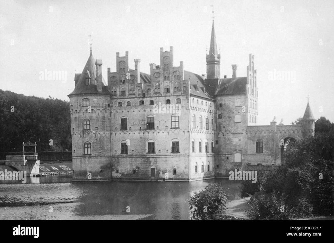 Best castle in europe Black and White Stock Photos & Images - Alamy