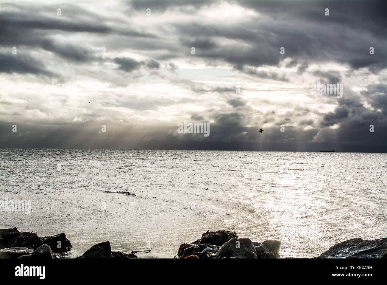 Mousehole, Cornwall, UK. 2nd Dec, 2017. UK Weather. Mild and cloudy ...
