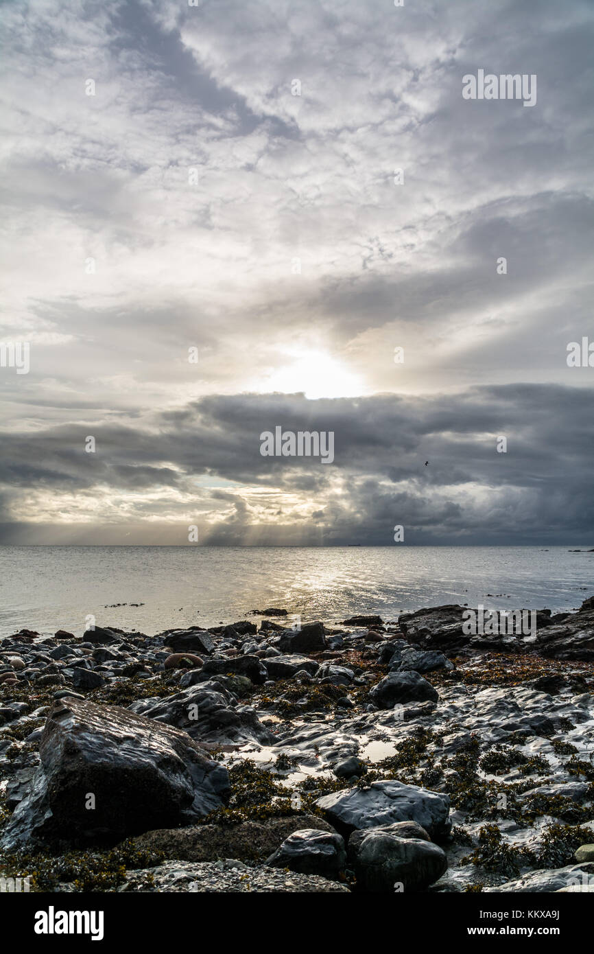 Mousehole, Cornwall, UK. 2nd Dec, 2017. UK Weather. Mild and cloudy ...