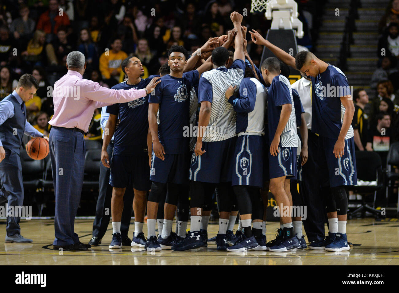 Richmond, Virginia, USA. 2nd Dec, 2017. The ODU Monarchs huddle before ...