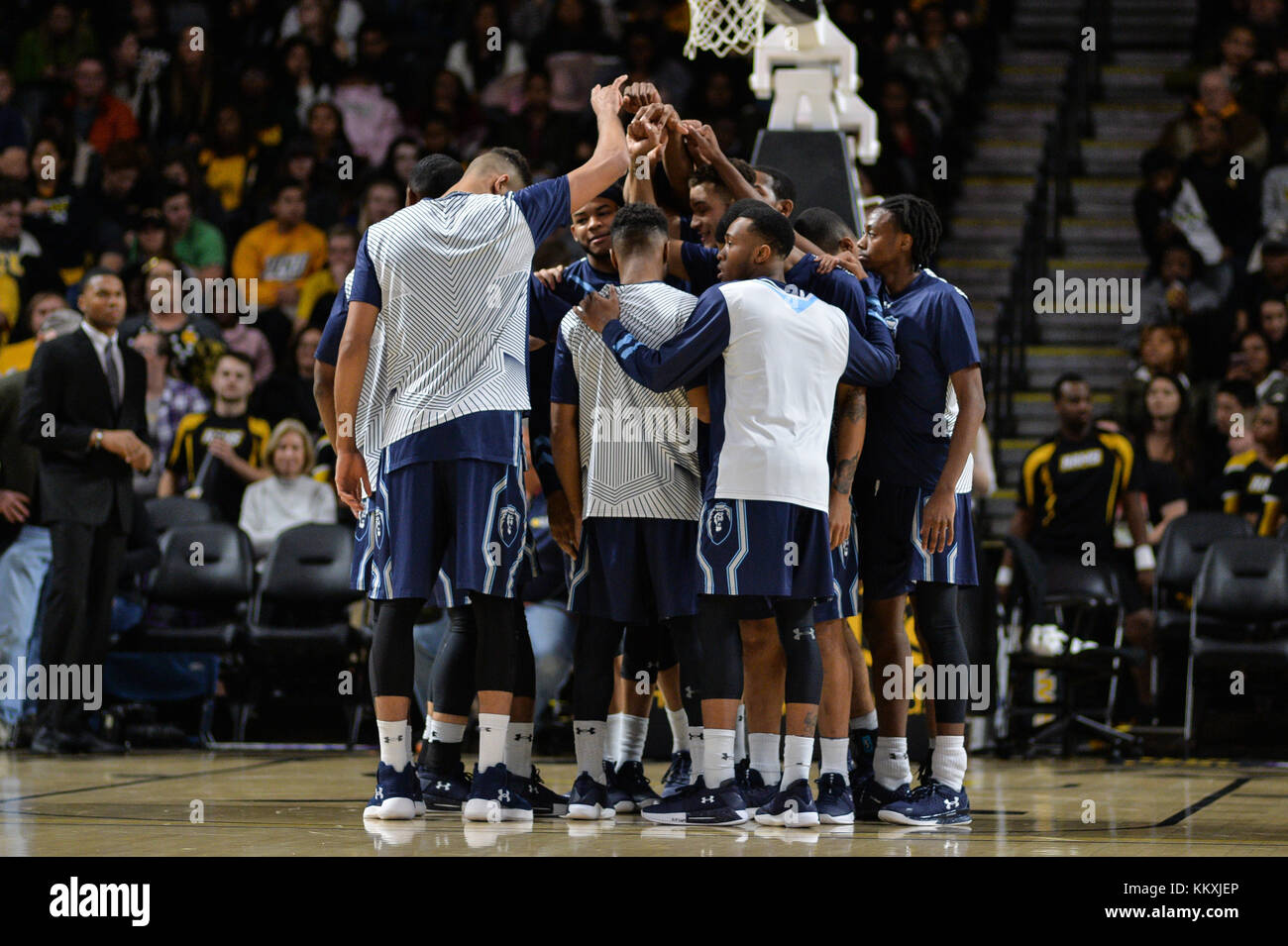 Richmond, Virginia, USA. 2nd Dec, 2017. The ODU Monarchs huddle before ...