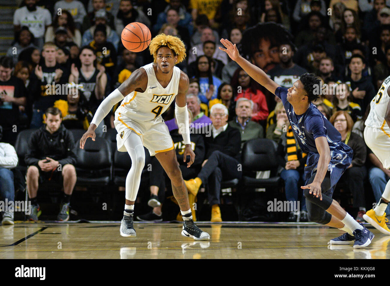 Richmond, Virginia, USA. 2nd Dec, 2017. JUSTIN TILLMAN (4) eyes a loose ...