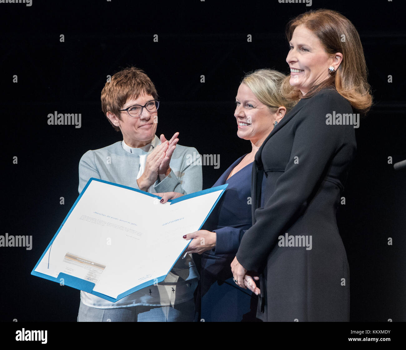 Hamburg, Germany. 03rd Dec, 2017. The Premier of the Saarland, Annegret ...