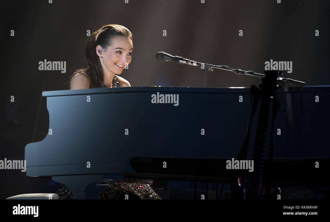 Hamburg, Germany. 1st Dec, 2017. Pianist Emily Bear performing on stage ...