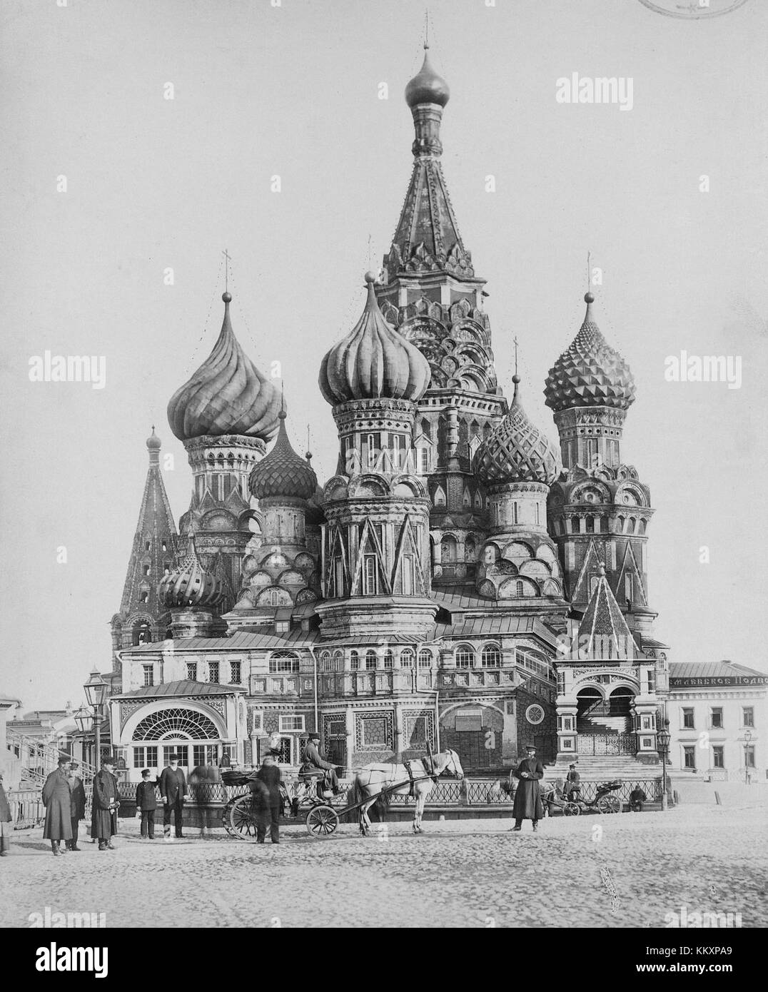 Image captures public square Black and White Stock Photos & Images - Alamy