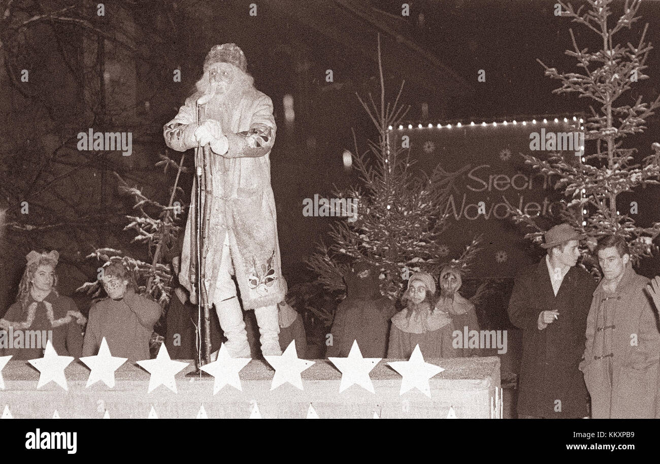 Dedek Mraz v Mariboru 1961 (8 Stock Photo - Alamy