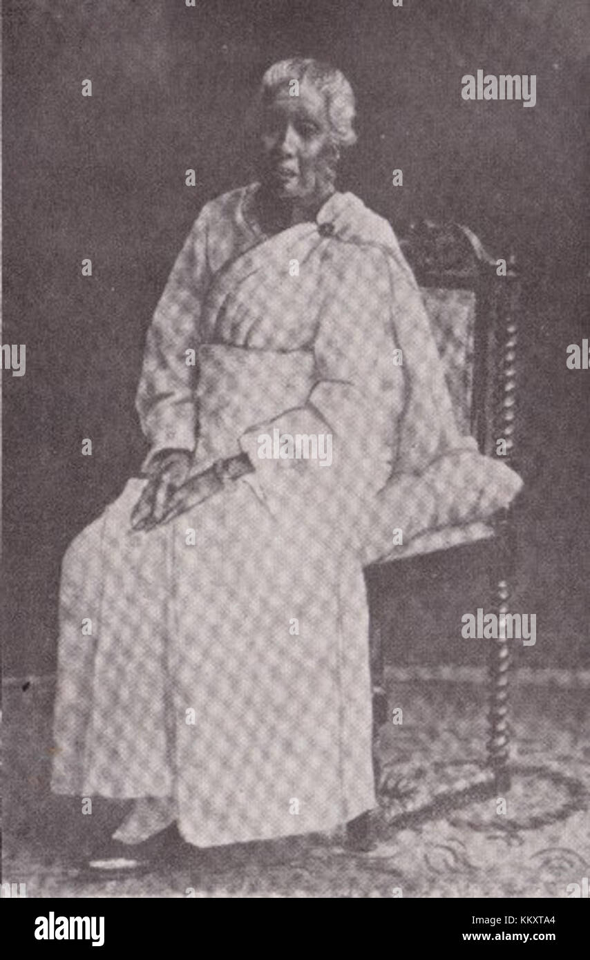 Lady Mallika Dharmagunawardhana was a prominent Sri Lankan socialite ...