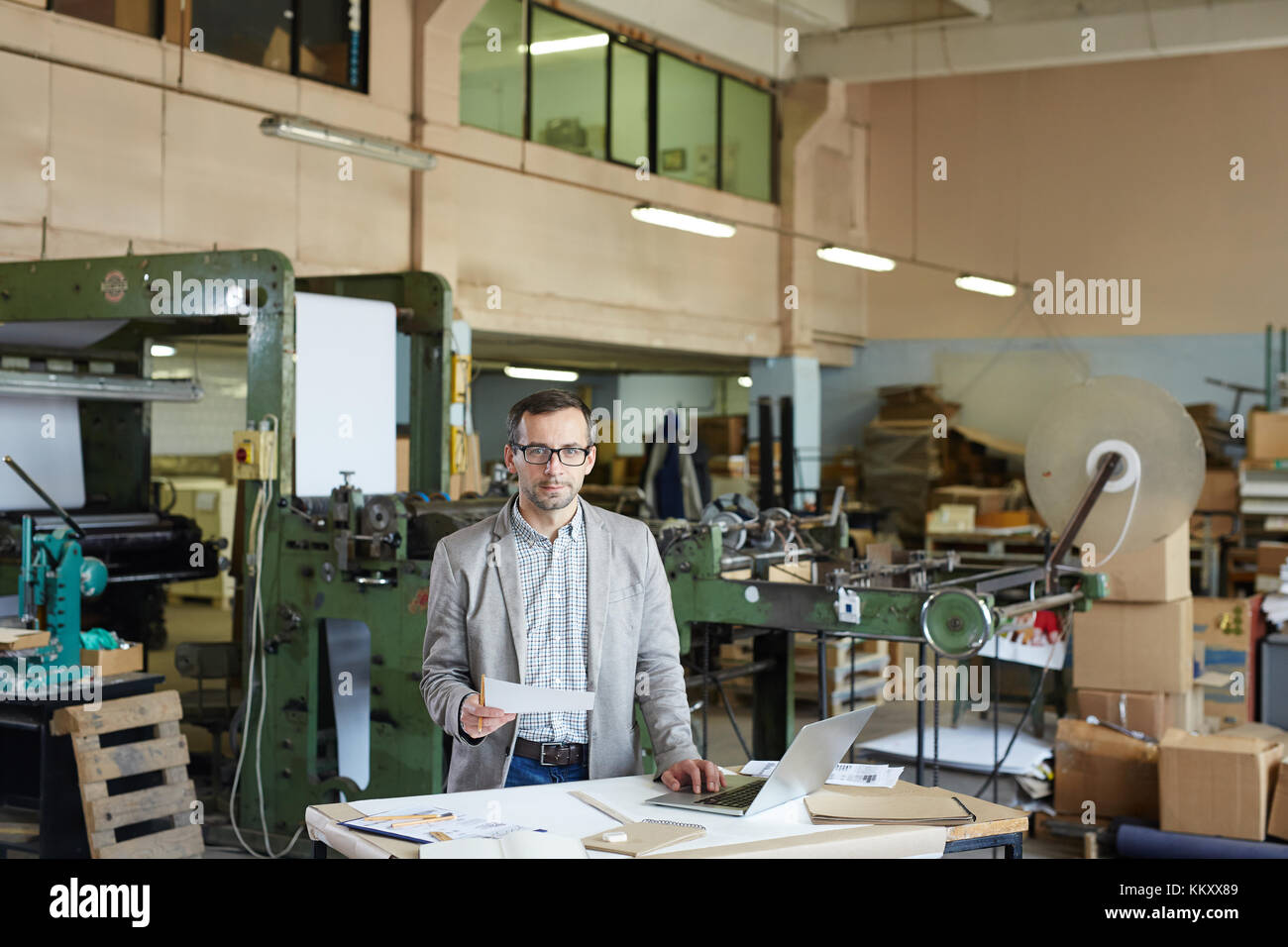 Technical engineer hi-res stock photography and images - Alamy