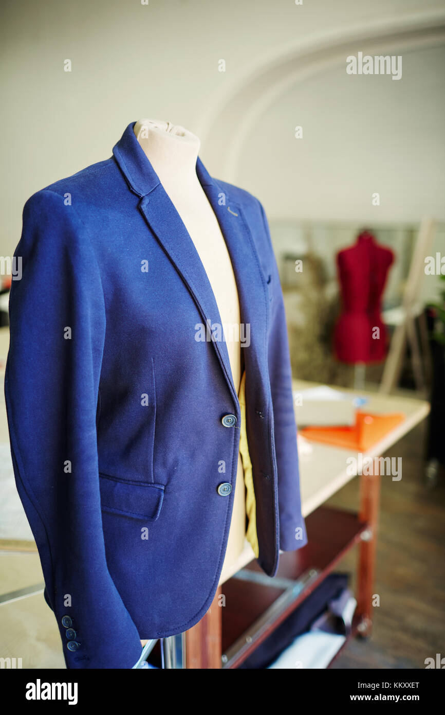 Suit jacket dummy hi-res stock photography and images - Alamy