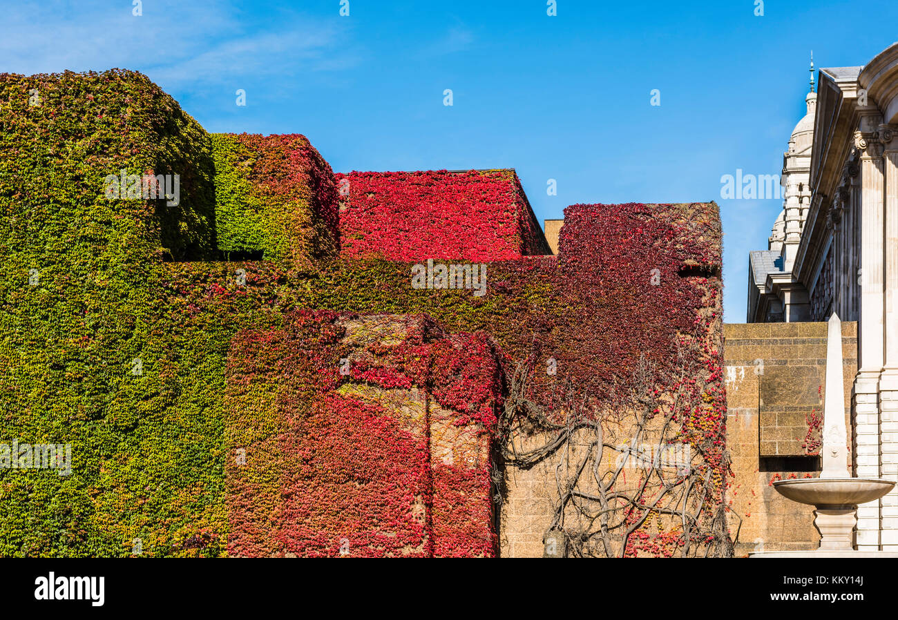 Admiralty Citadel in autumn colours, Horse Guards Parade, London, UK ...