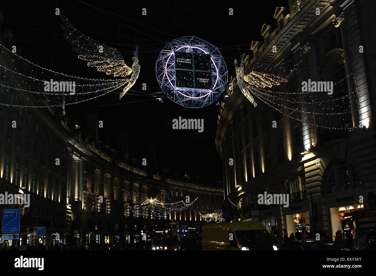 Christmas Walkabout in London 2017 Stock Photo - Alamy