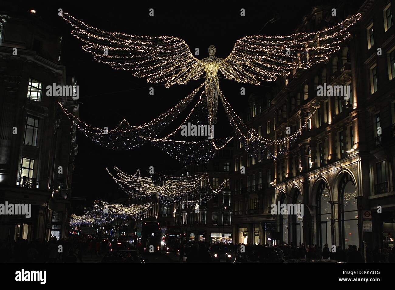 Christmas Walkabout in London 2017 Stock Photo - Alamy