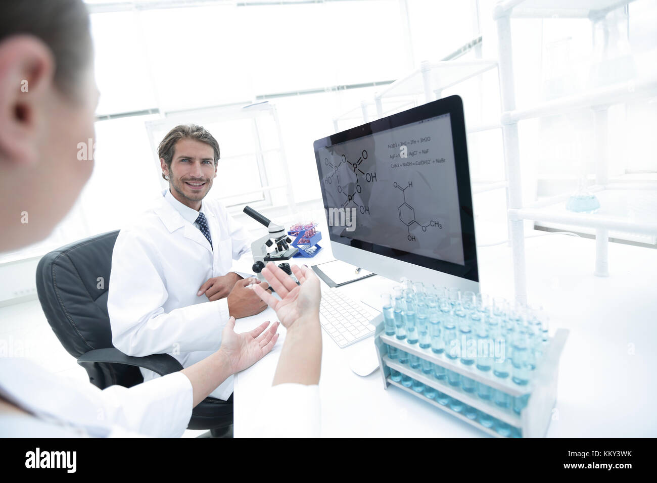 Microbiology Bench High Resolution Stock Photography and Images - Alamy