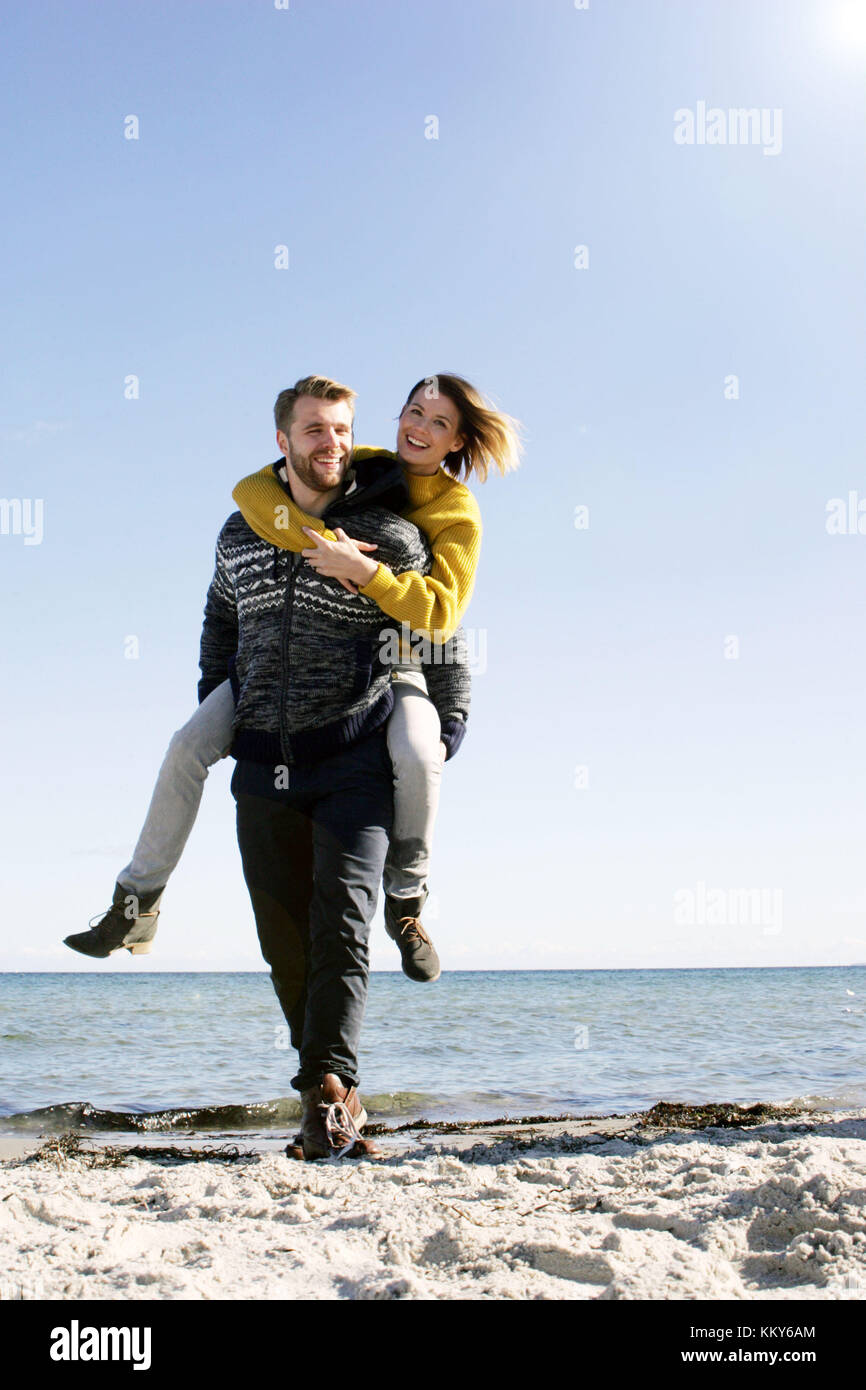 Piggyback time hi-res stock photography and images - Alamy