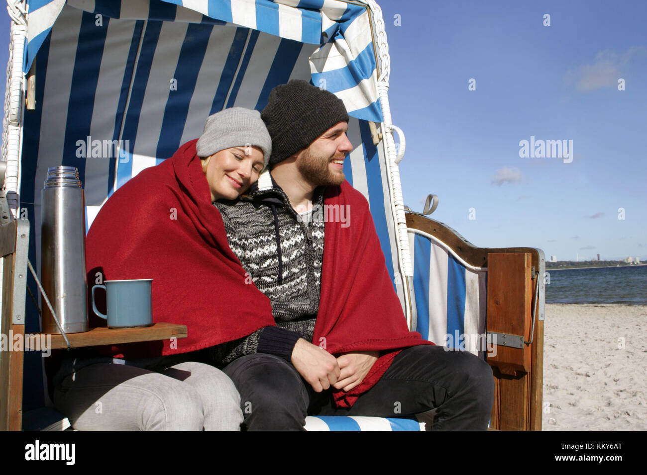 Couple, rest, beach chair Stock Photo - Alamy