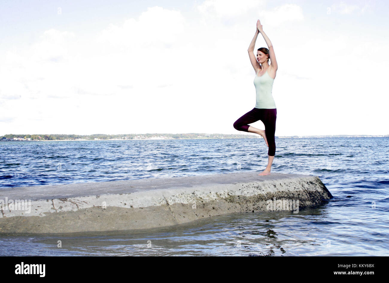 Stand woman hi-res stock photography and images - Alamy