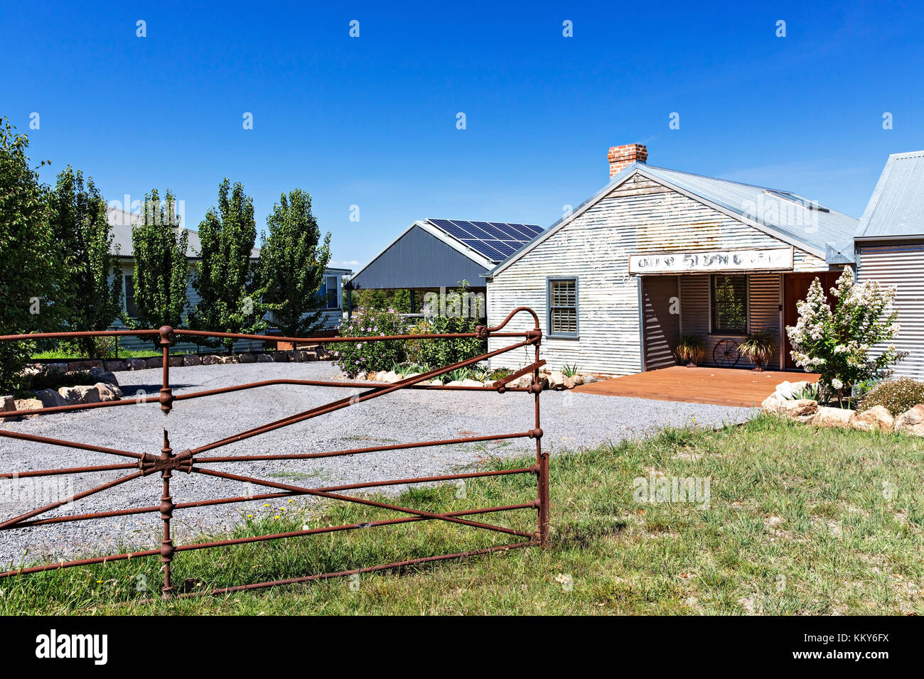 John learmonth hi-res stock photography and images - Alamy