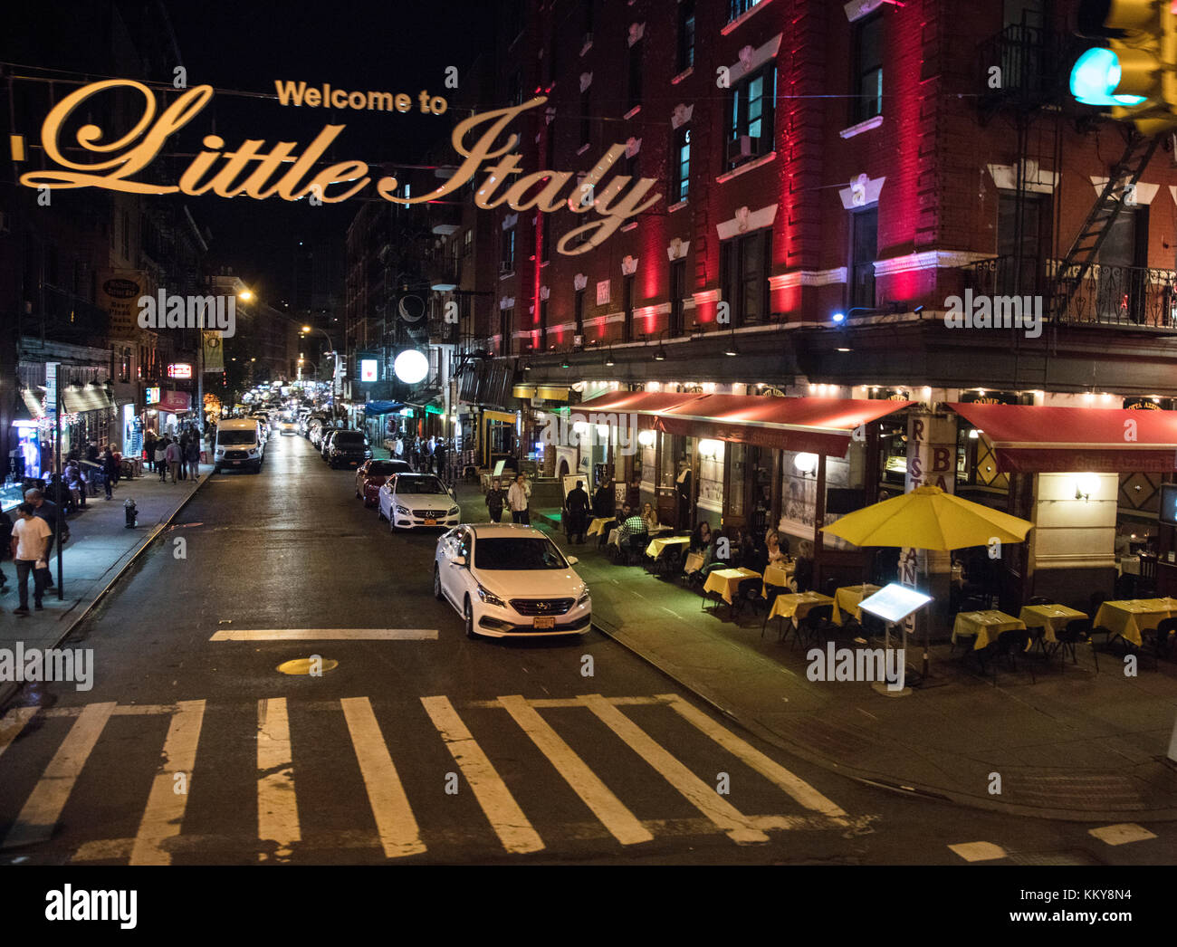 Manhattan Evening Little Italy, People and Cars Stock Photo - Alamy