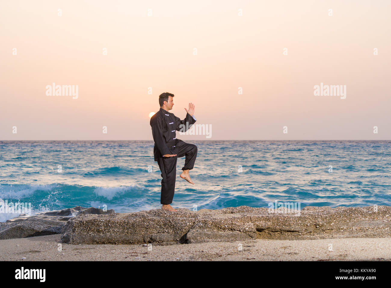 Tai chi man sunset hi-res stock photography and images - Alamy