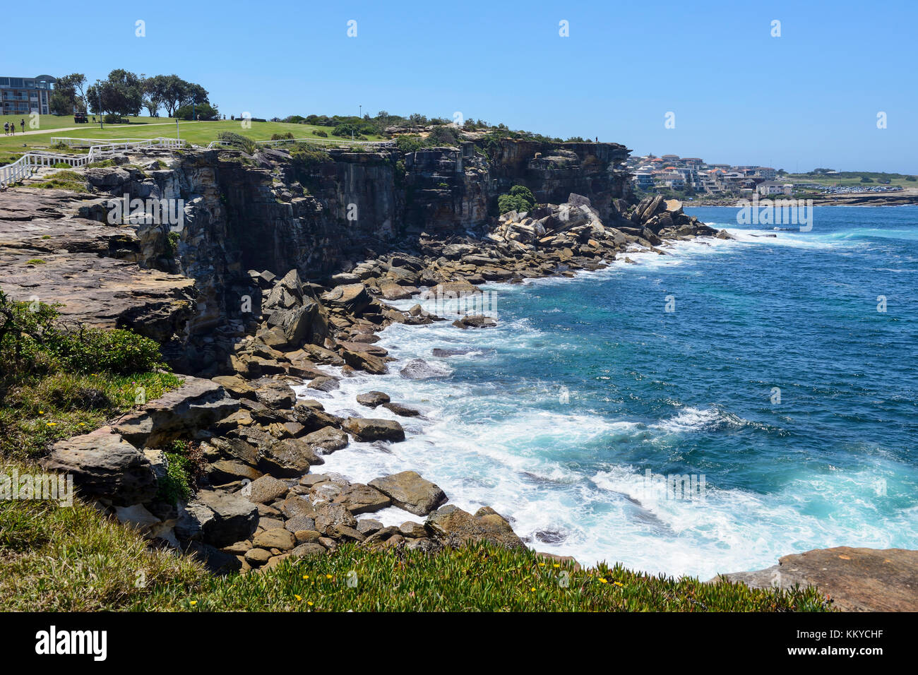 Headland at Dolphin Point in Dunningham Park at Coogee Beach, Coogee ...