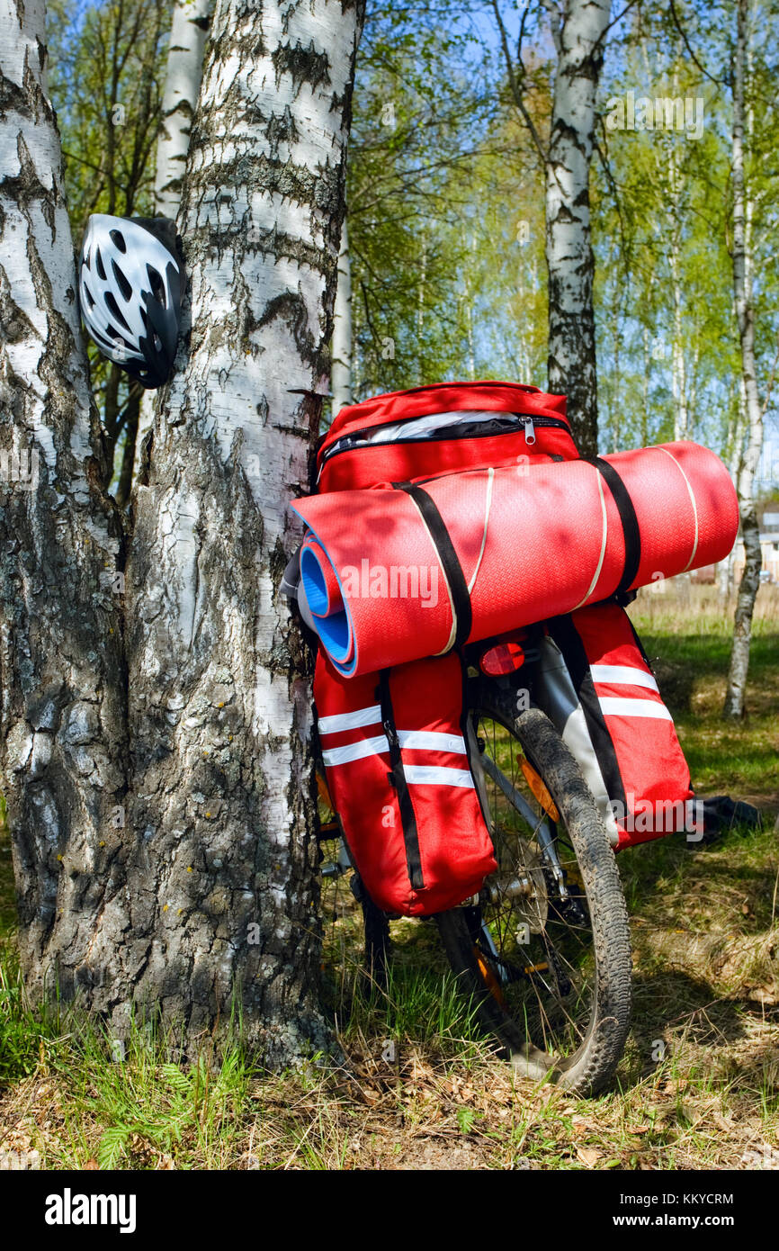 Loaded touring bike hi-res stock photography and images - Alamy