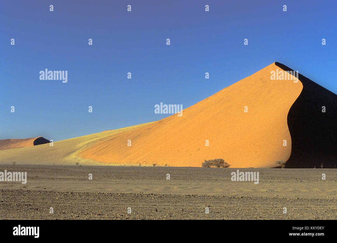 dunes of Namib desert - Namibia Stock Photo - Alamy