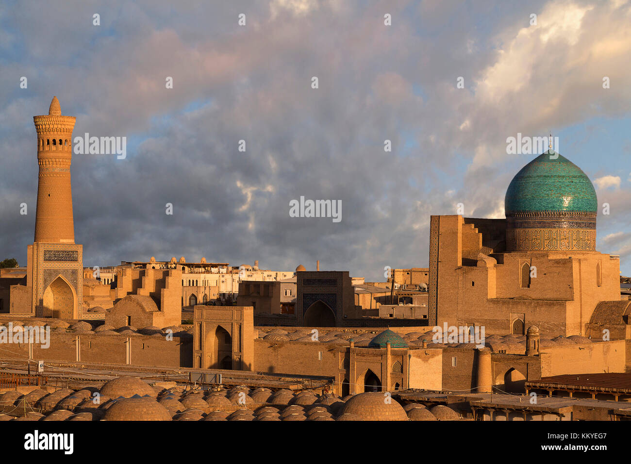 Samarkand city hi-res stock photography and images - Alamy
