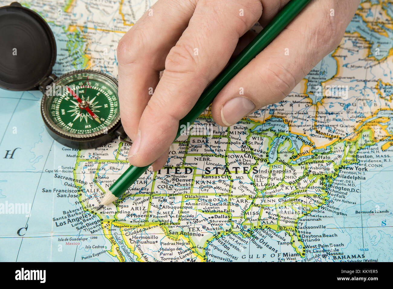 Pointing map hi-res stock photography and images - Alamy