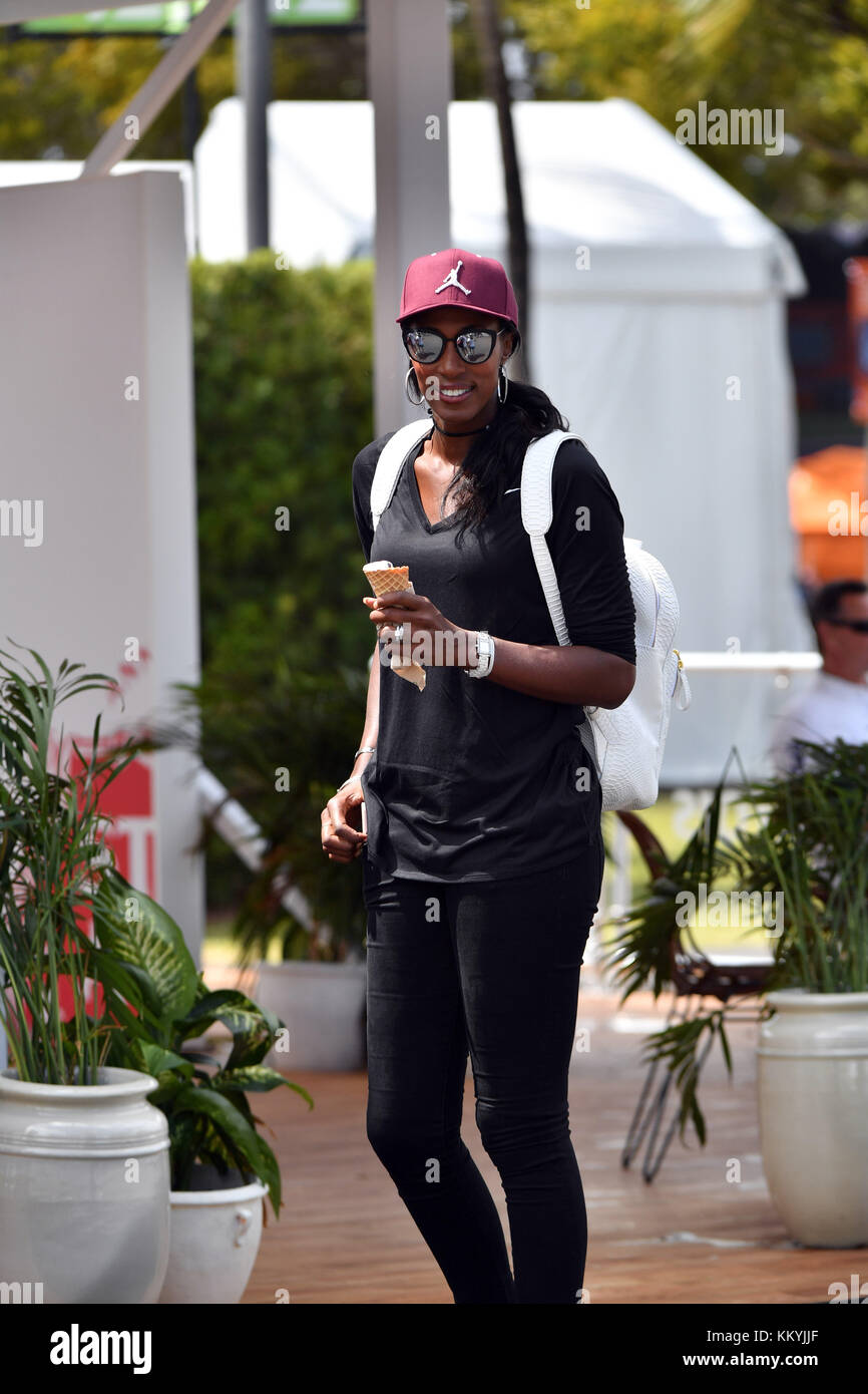 KEY BISCAYNE, FL - MARCH 24: Basketball player Lisa Leslie day 5 of the ...