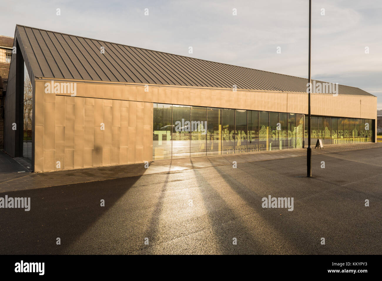 Engine shed hi-res stock photography and images - Alamy