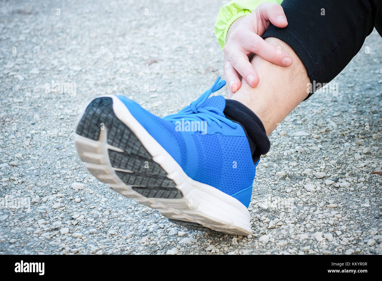 Leg injury hi-res stock photography and images - Alamy