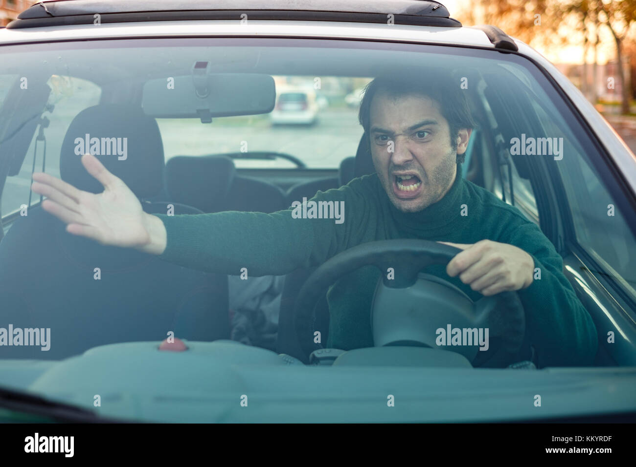 Queue people angry hi-res stock photography and images - Alamy