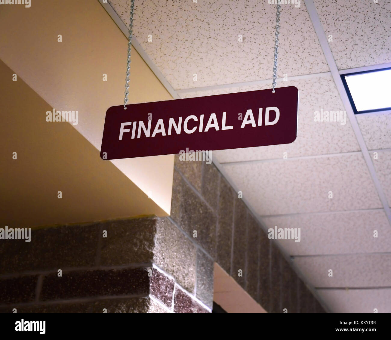 Financial Aid sign at a college Stock Photo - Alamy