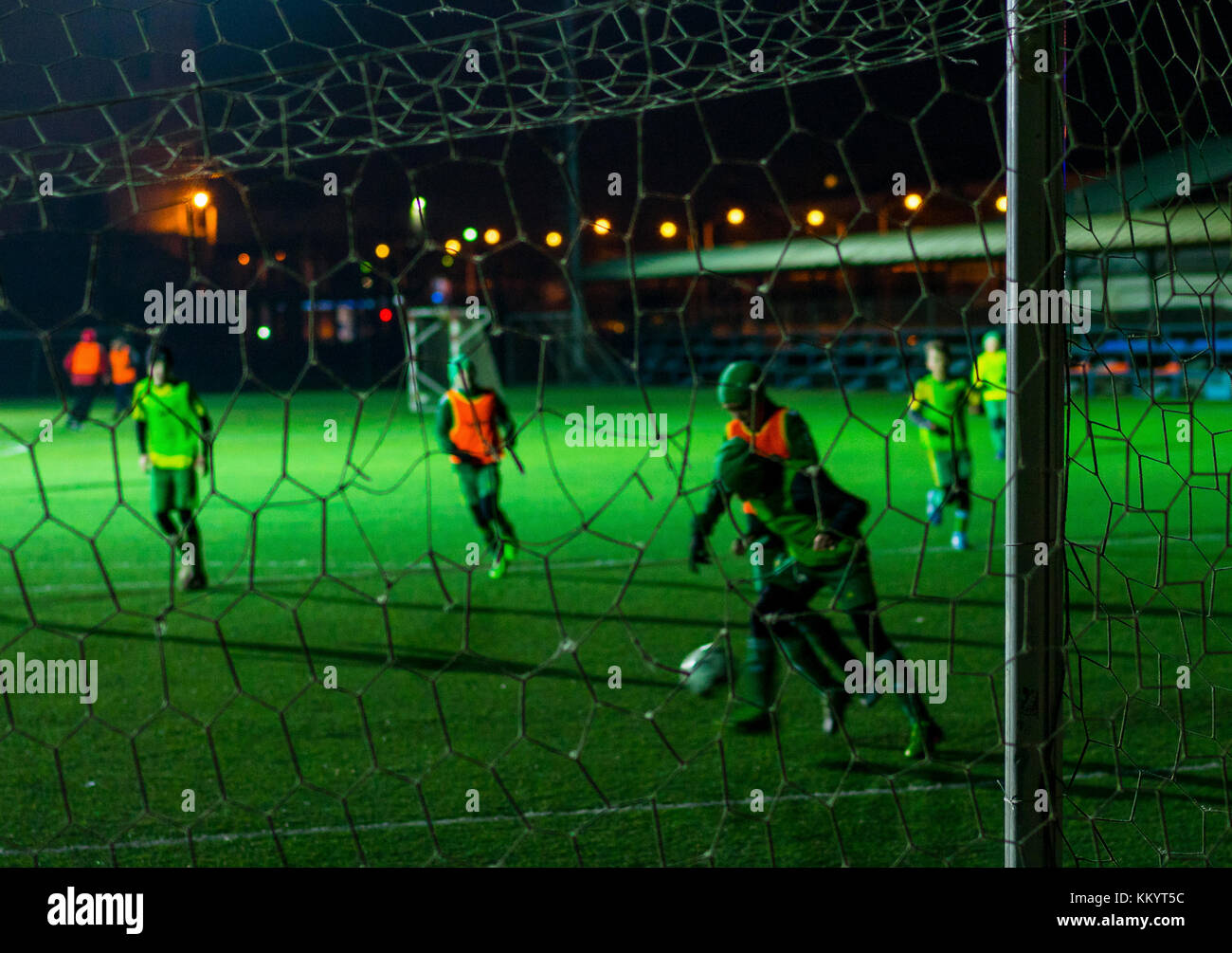 football team trains Stock Photo - Alamy football team trains Stock Photo - Alamy