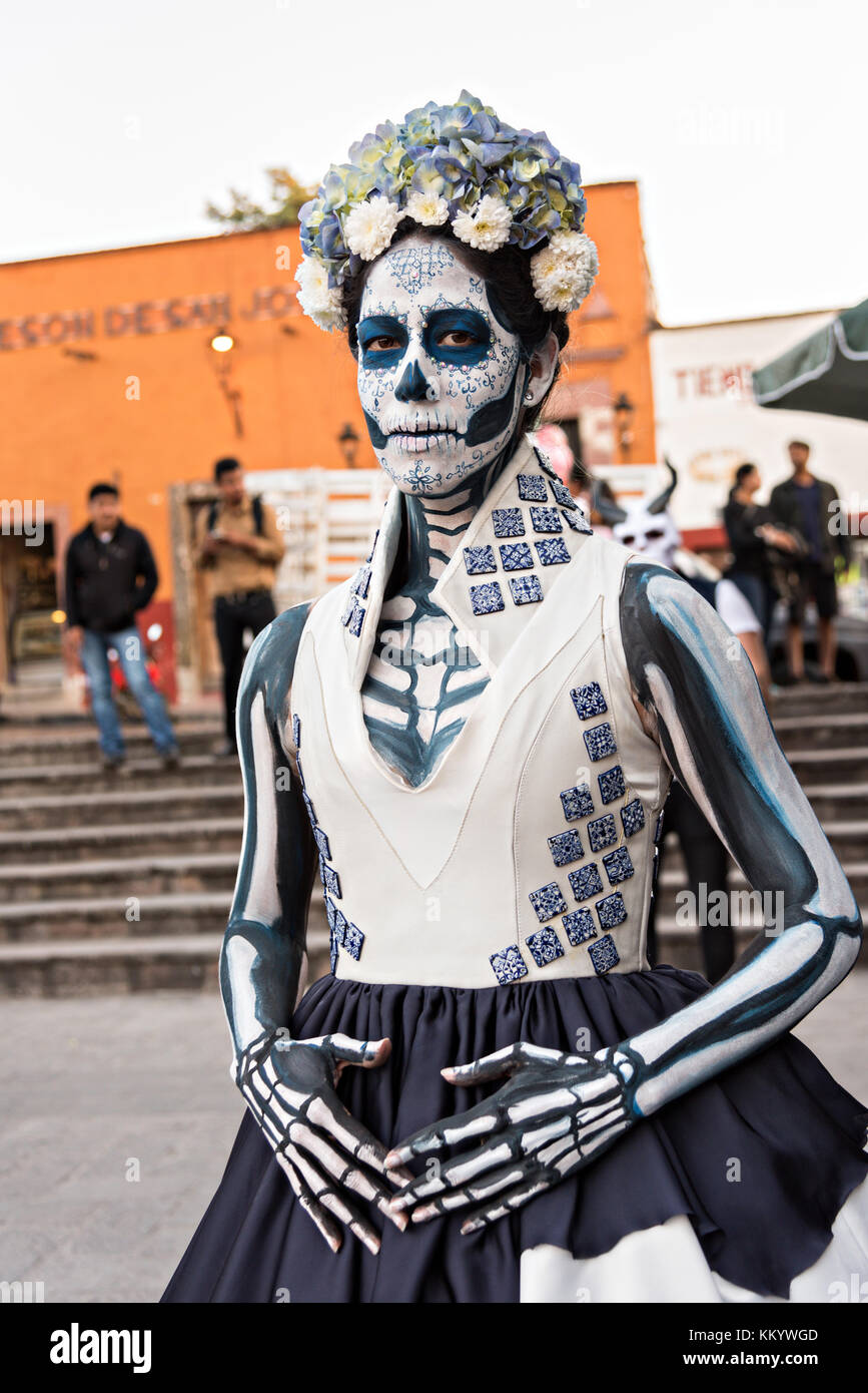 Calavera Catrina Halloween Costumes