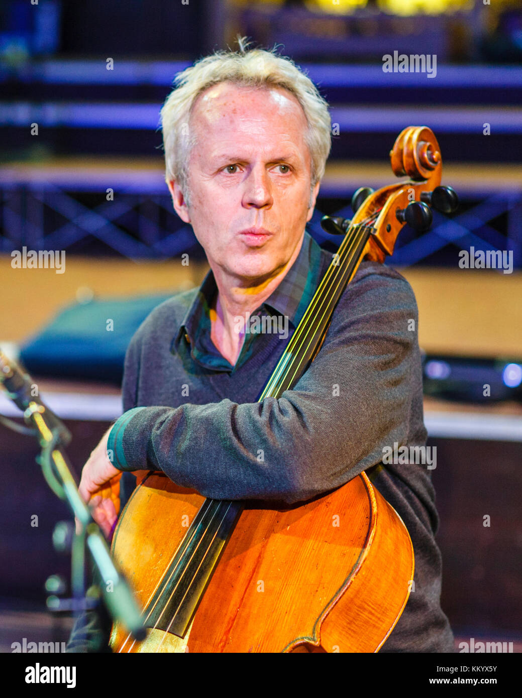 Michael Moser rehearsing with Polwechsel at the Huddersfield ...