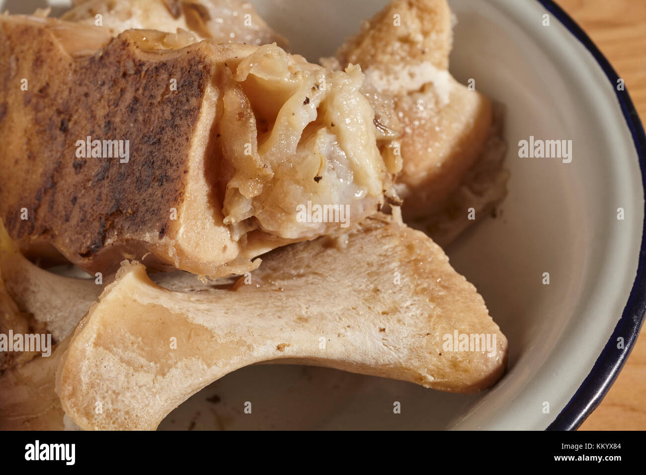 Boiled beef bones used for making broth and stock Stock Photo - Alamy