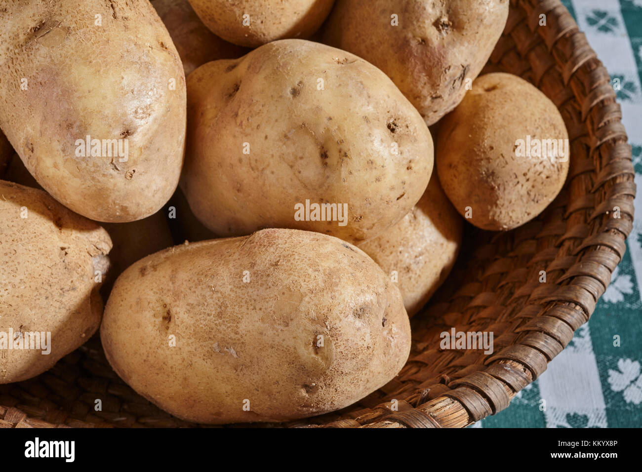 whole, fresh, raw white potatoes from Lancaster County, Pennsylvania ...