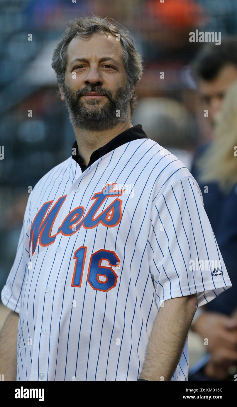 NEW YORK, NY - AUGUST 02: Judd Apatow was joined by his wife Leslie ...